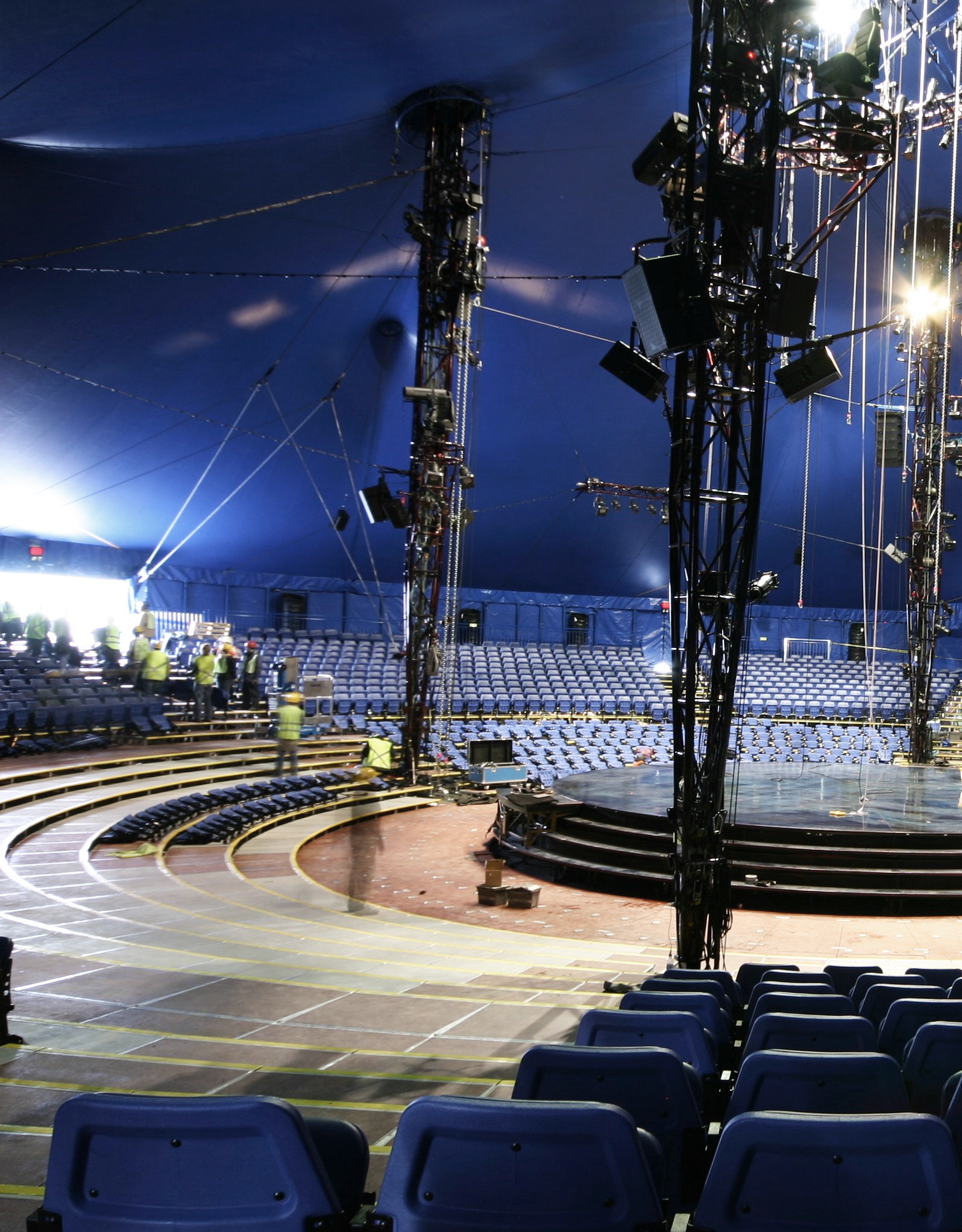 KOOZA SEAT INSTALLATION - Scène Éthique